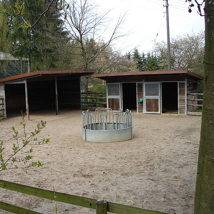 Bildergalerie Stall Offenstallanlage mit Paddock kaufen